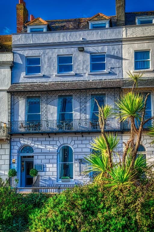 Gloucester House | Nirvana