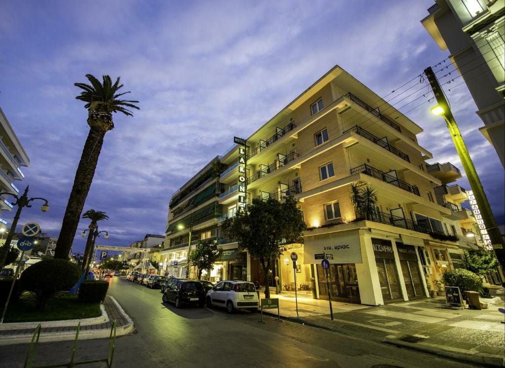 Hotel Lakonia | Nirvana